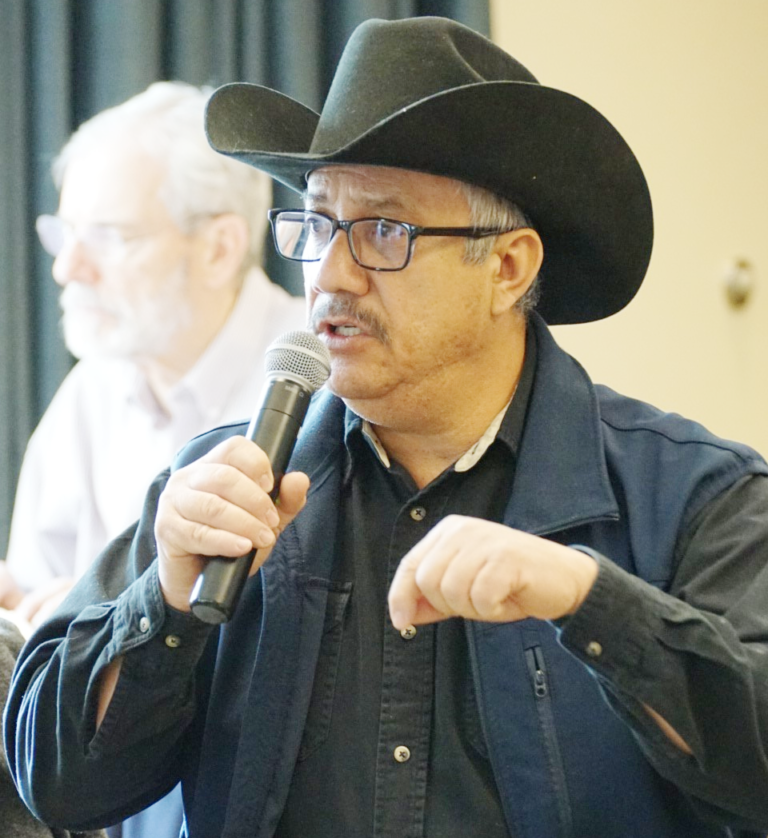 La delicia de ayudar de un “deliciense” en Wisconsin - LA COMUNIDAD ...