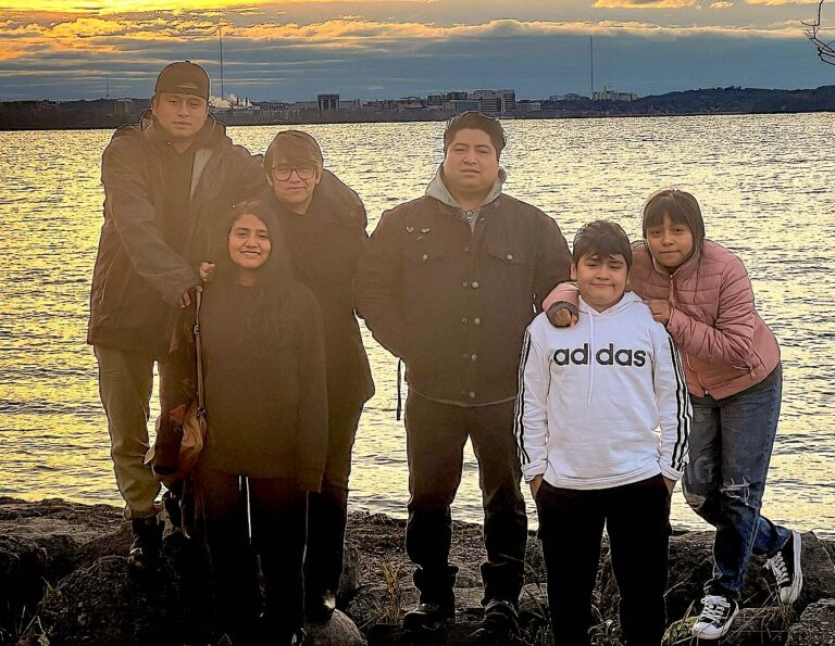 Triunfando entre bordados y sueños: El Rey David y la resiliencia de ...